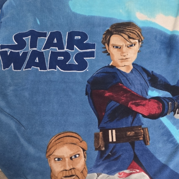 Disney | Bedding | Disney Star Wars Blue And Red Throw Blanket Size Is ...